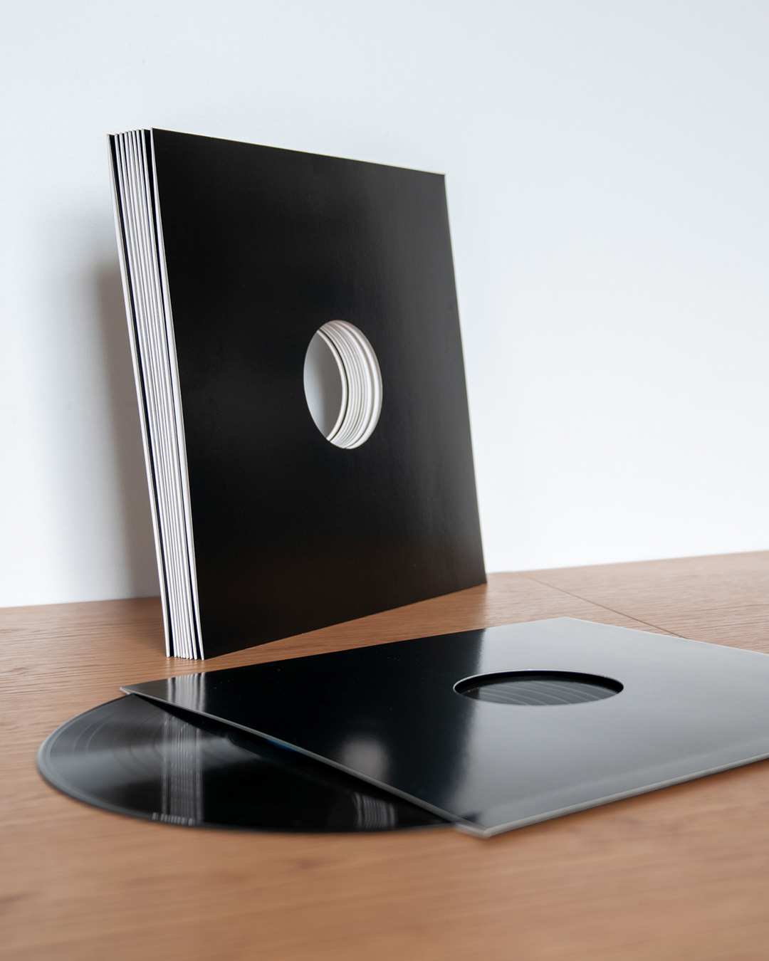 Lp Jacket 12 Inch X 10 (With Hole) Black - Real Groovy